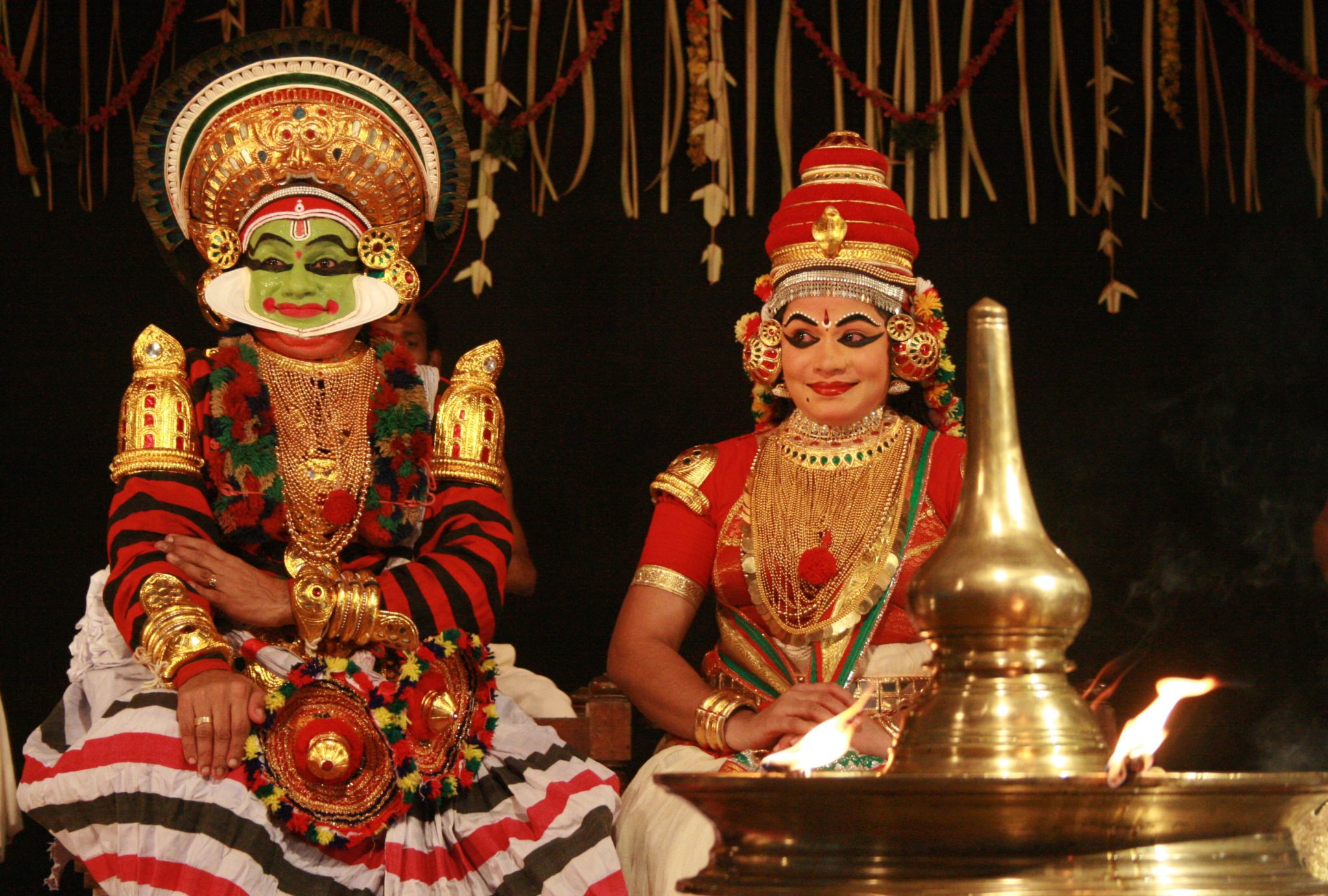 20 Most Popular Art Forms of Kerala To Know About - Abirpothi