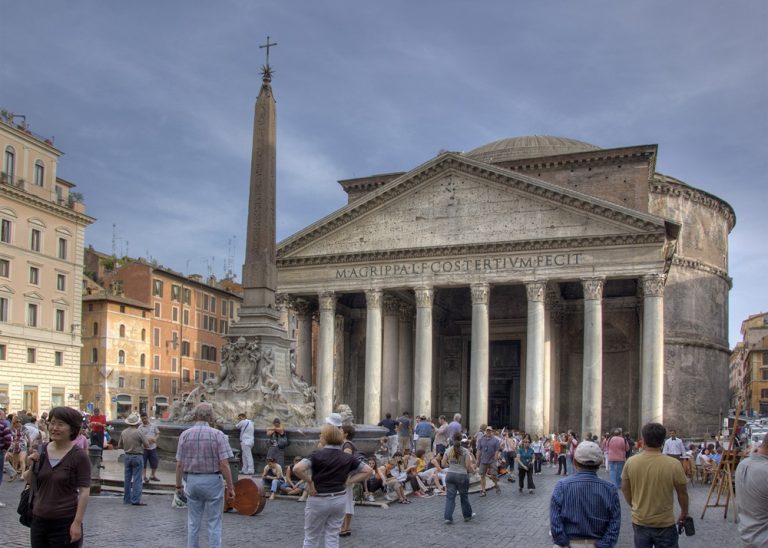 Columns And Concrete: The Narrative of Ancient Roman Architecture