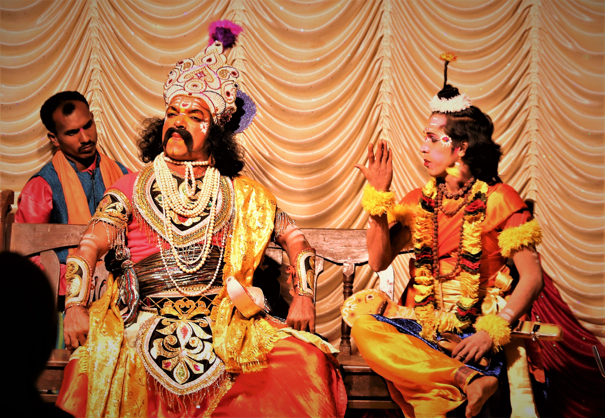 A Glimpse into Maharashtra's Rich Artistic Traditions: Dance, Music ...