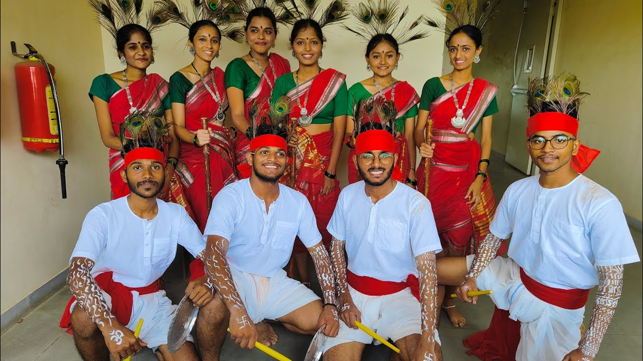 A Glimpse into Maharashtra's Rich Artistic Traditions: Dance, Music ...